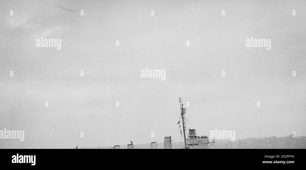 HMS BUXTON, BRITISH TOWN CLASS DESTROYER. 22 MAY 1942, LIVERPOOL. - HMS ...