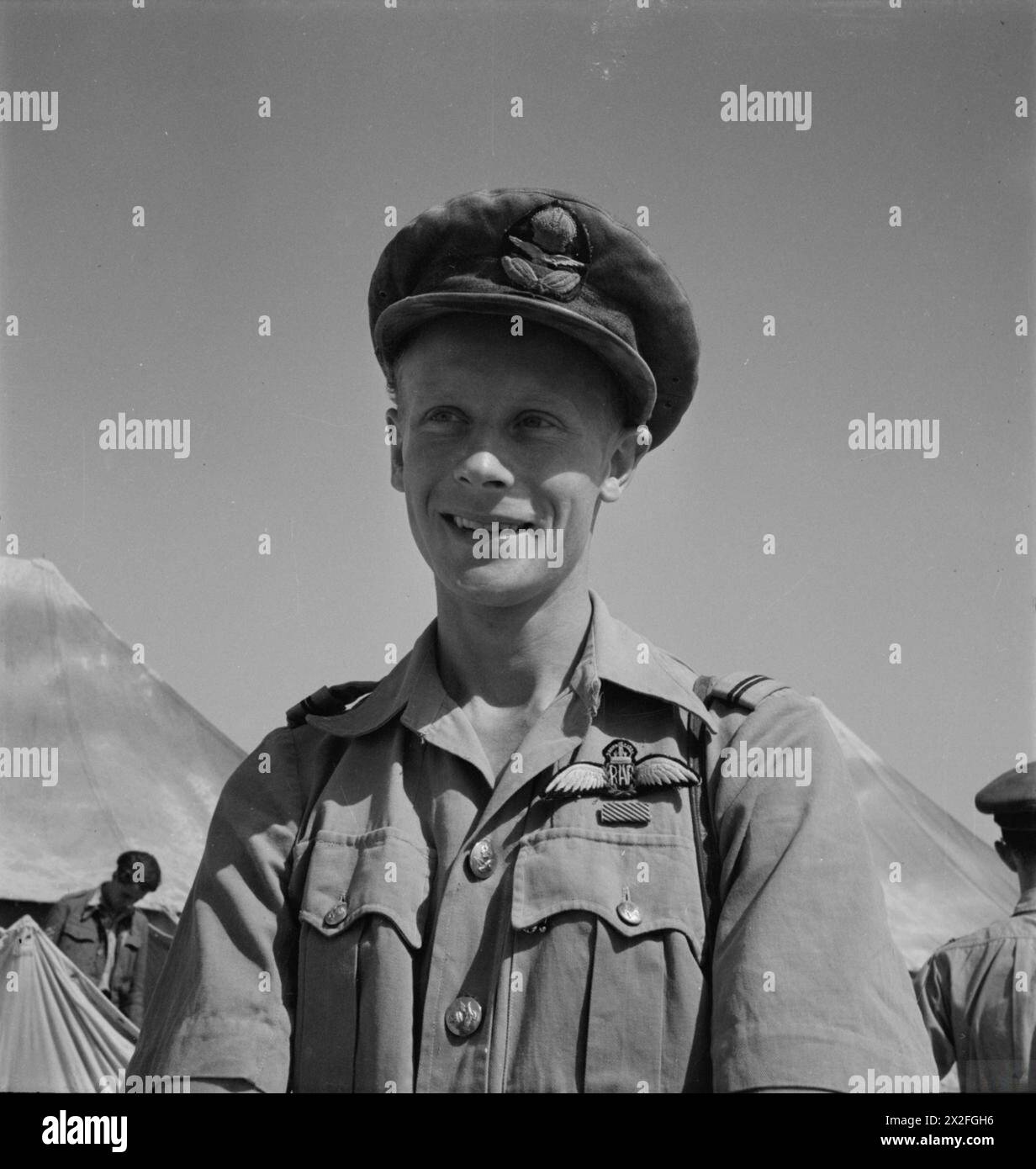 Raf middle east 1942 hi-res stock photography and images - Alamy