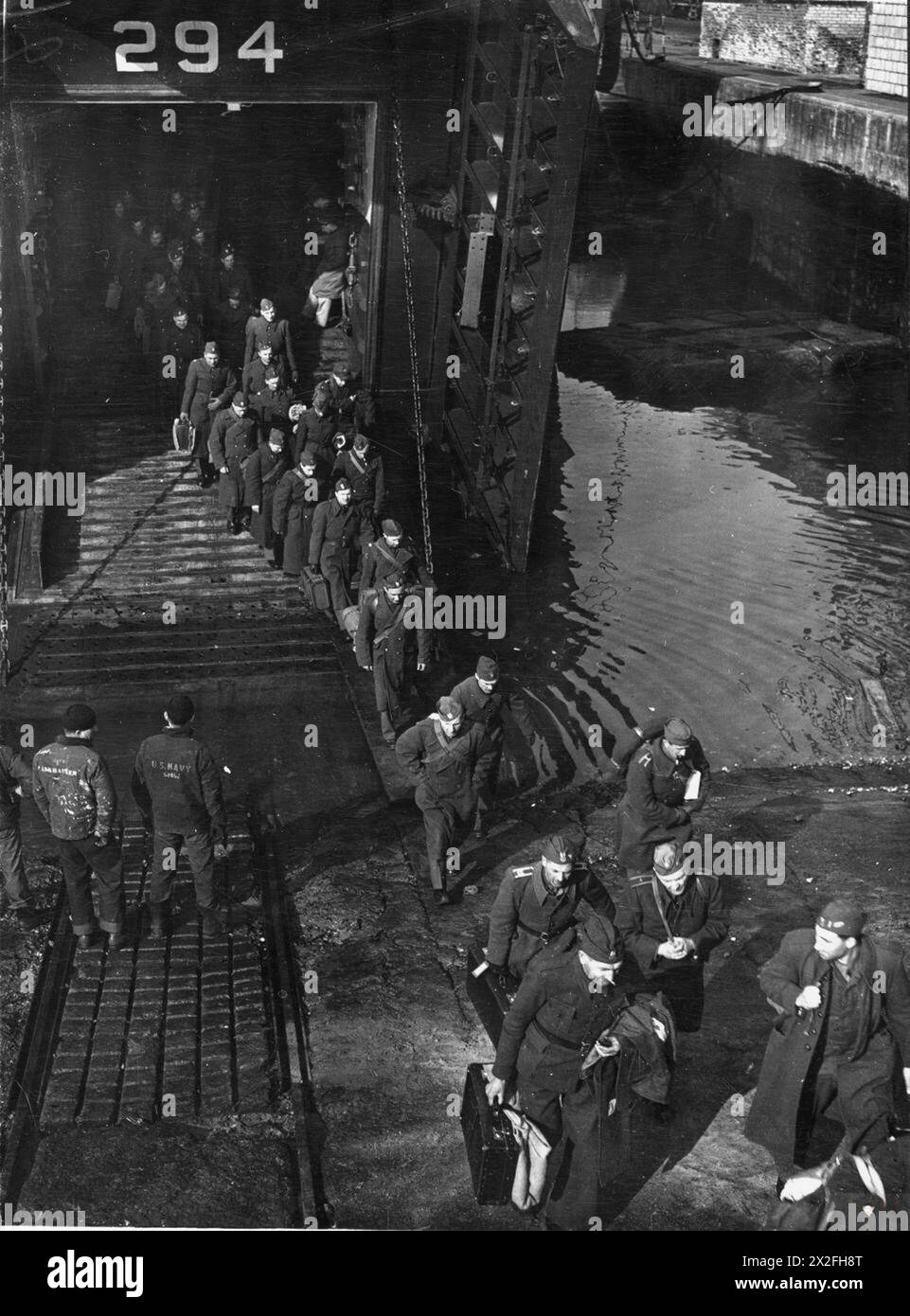 THE POLISH ARMY IN BRITAIN, 1940-1947 - Troops of the Polish 2nd Rifles ...