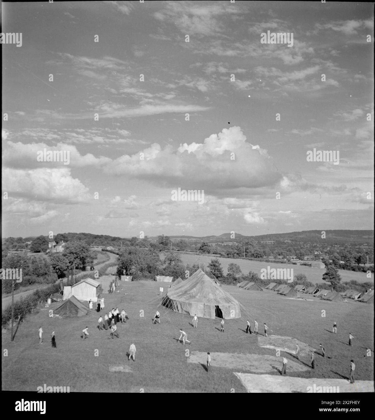 YOUTH SERVICE VOLUNTEERS HELP BRITISH FARMERS: AGRICULTURAL CAMP AT ...