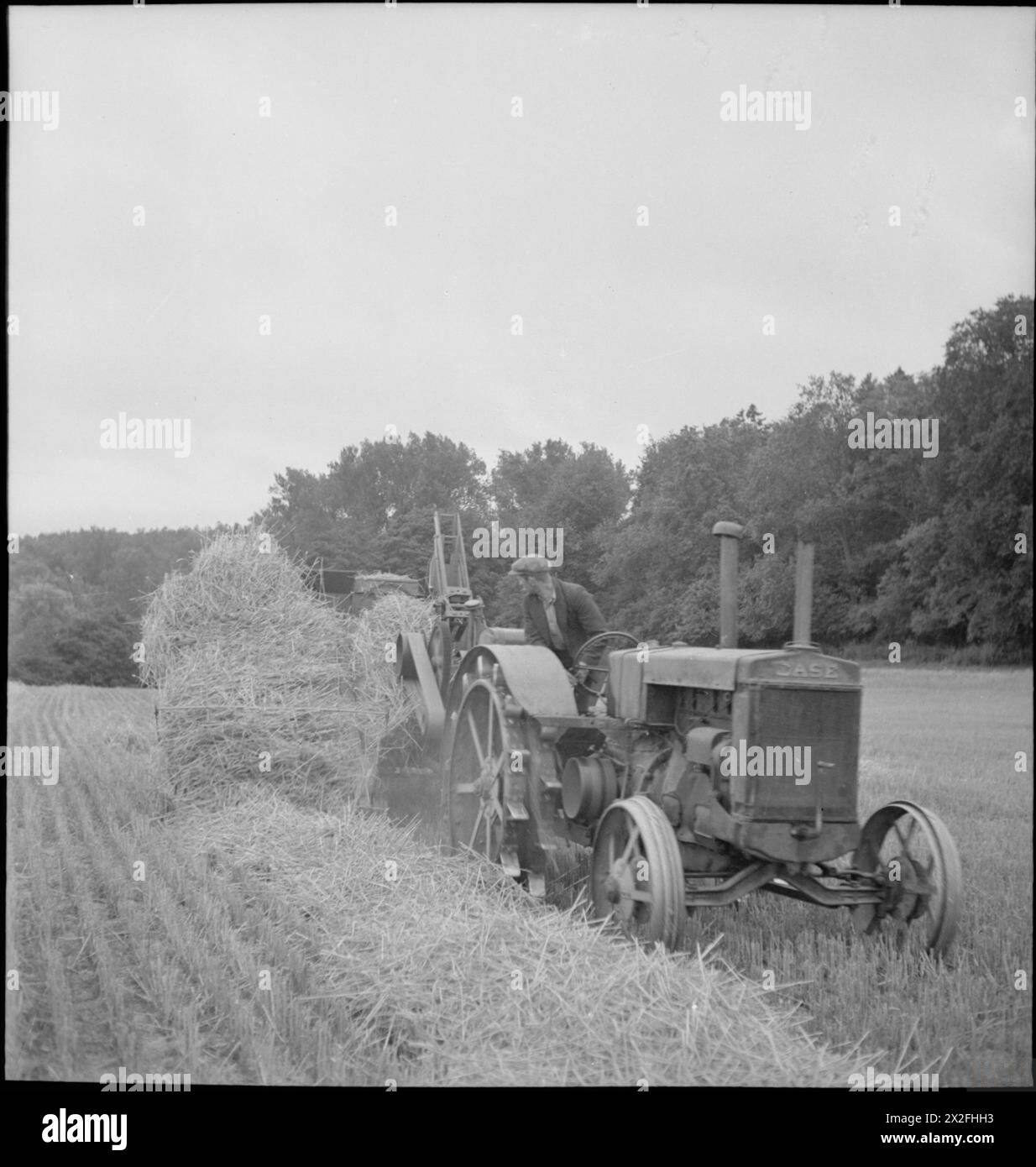Two field farming system hi-res stock photography and images - Alamy