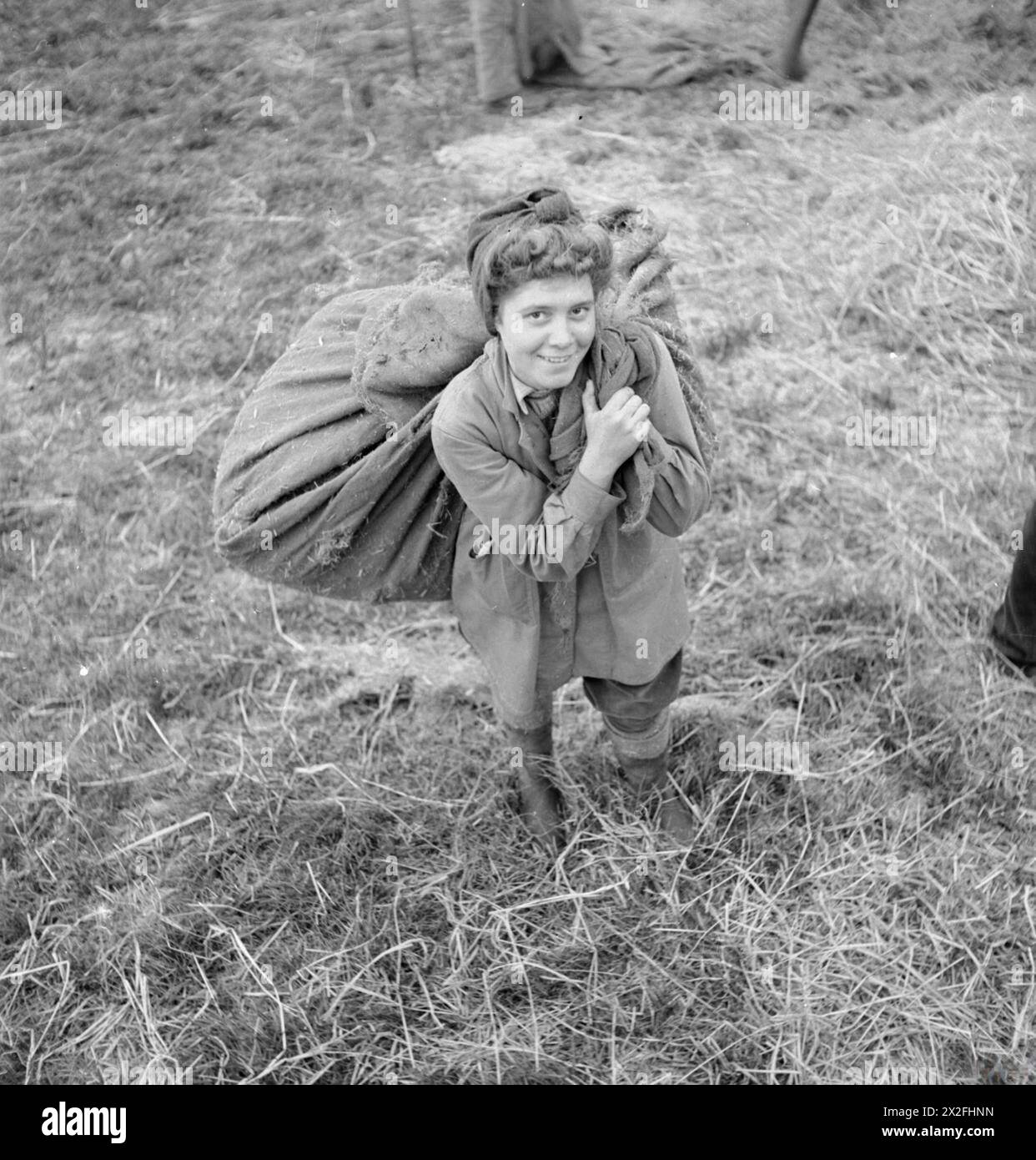 SELF-SUPPORTING VILLAGE: LIFE IN HOVINGHAM, YORKSHIRE, ENGLAND, OCTOBER ...