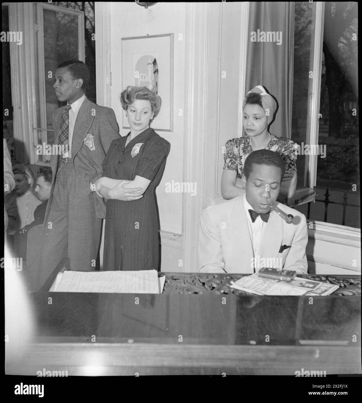 Visitors at the Colonial Centre, 17 Russell Square, London, in 1944 ...