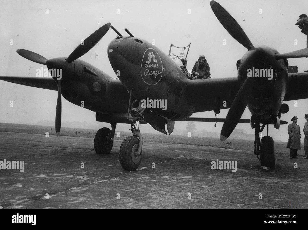 UNITED STATES EIGHTH AIR FORCE IN BRITAIN, 1942-1945 - Lieutenant ...