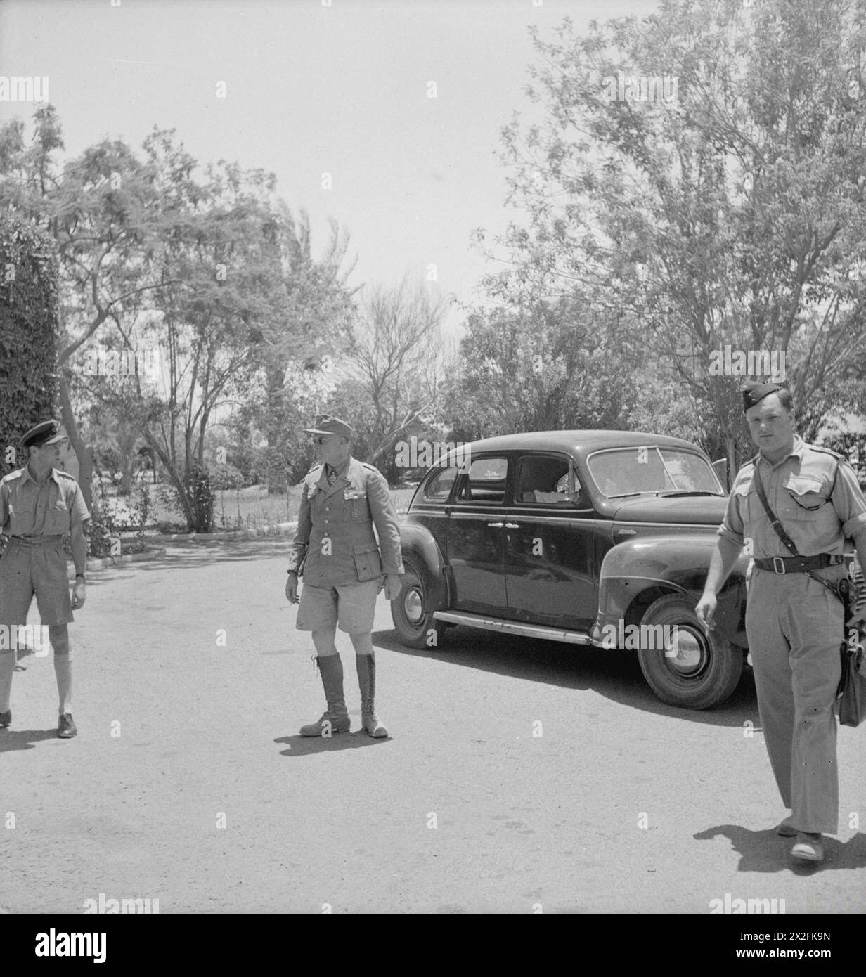 CECIL BEATON IN THE MIDDLE EAST FEBRUARY-JULY 1942 - Arrival of a ...