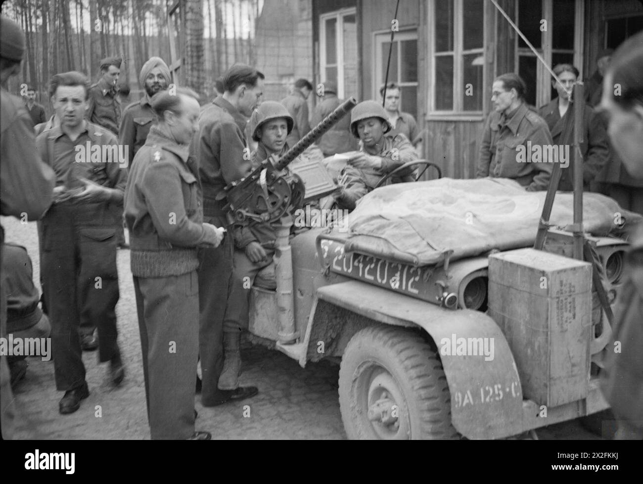 American soldiers 1945 germany hi-res stock photography and images - Alamy