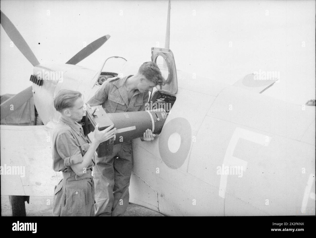 THE ROYAL AIR FORCE IN THE FAR EAST 1945-1946 - Flight Sergeant Garratt ...