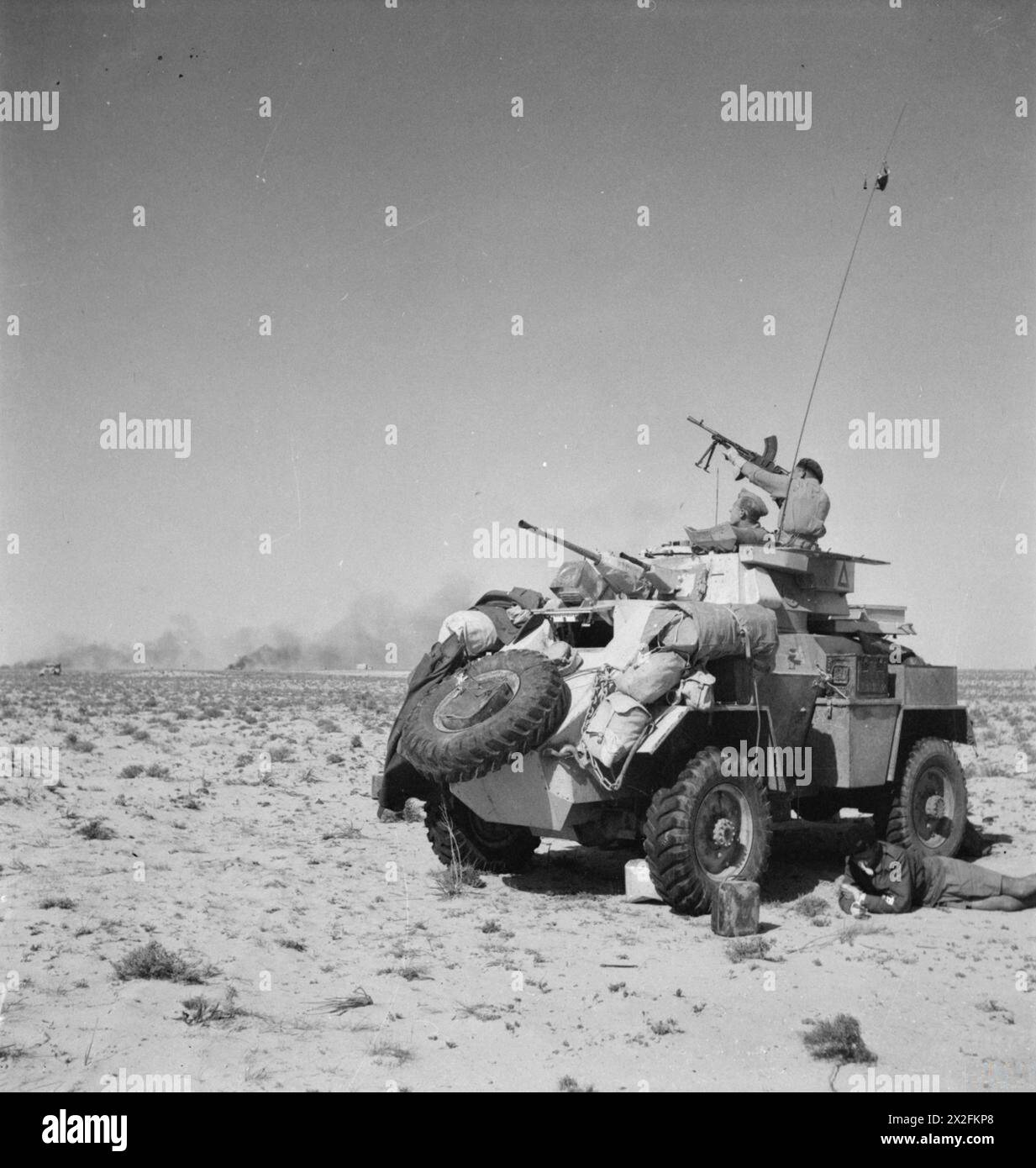 THE BRITISH ARMY IN NORTH AFRICA 1943 - The crew of a Humber Mk II ...