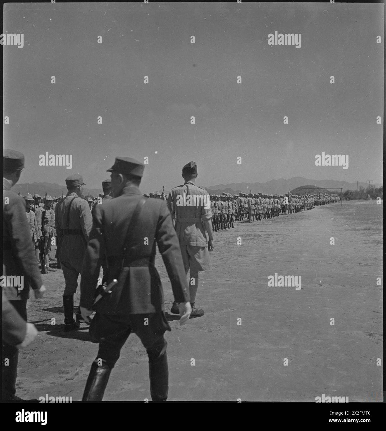 Cecil Beaton photographed military and civilian scenes across India ...