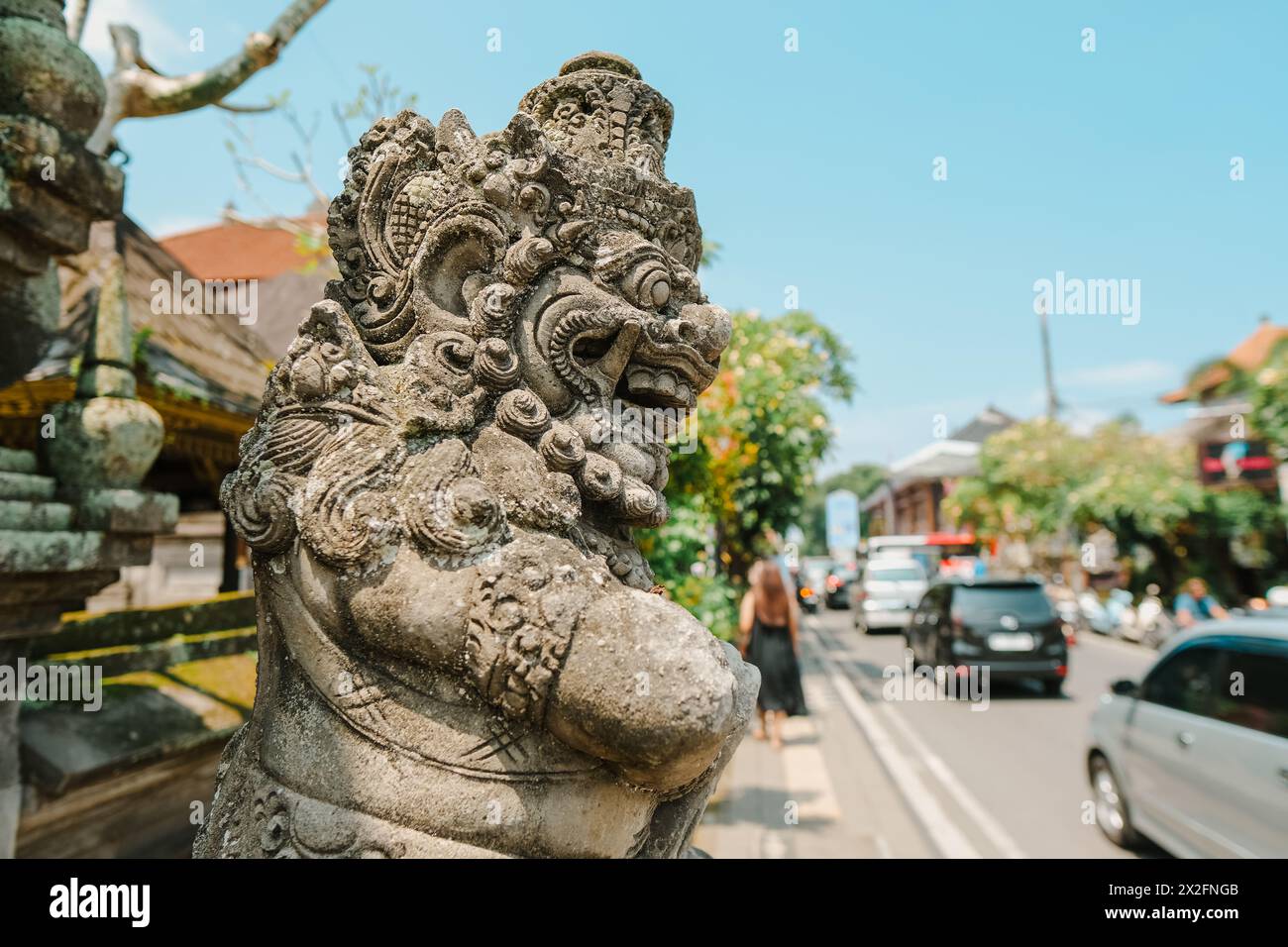 Dwarapala statue door guard hi-res stock photography and images - Alamy