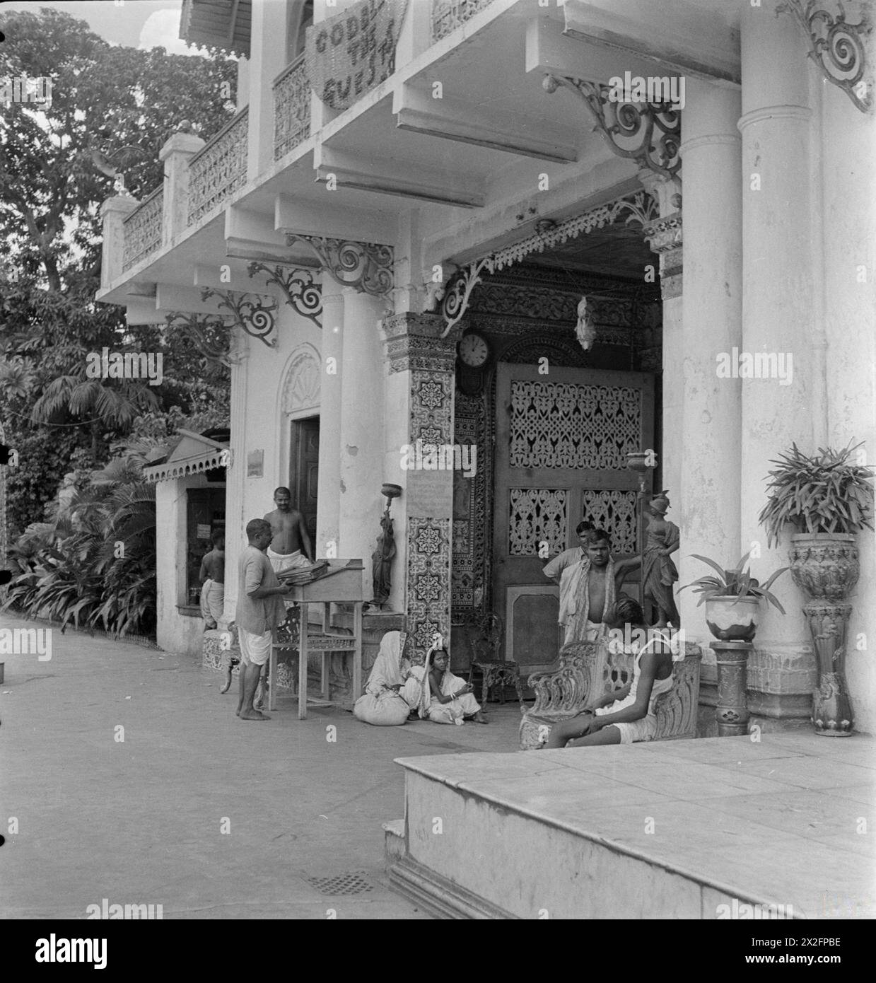 CECIL BEATON IN INDIA, BURMA, AND CHINA DECEMBER 1943-AUGUST 1944 ...