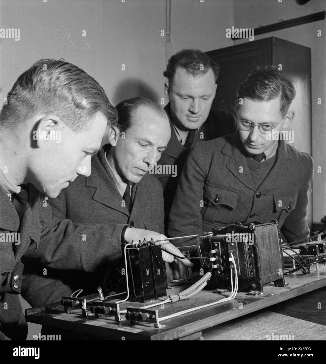 AMERICANS IN BRITAIN: THE TRAINING OF THE CIVILIAN TECHNICAL CORPS AT ...