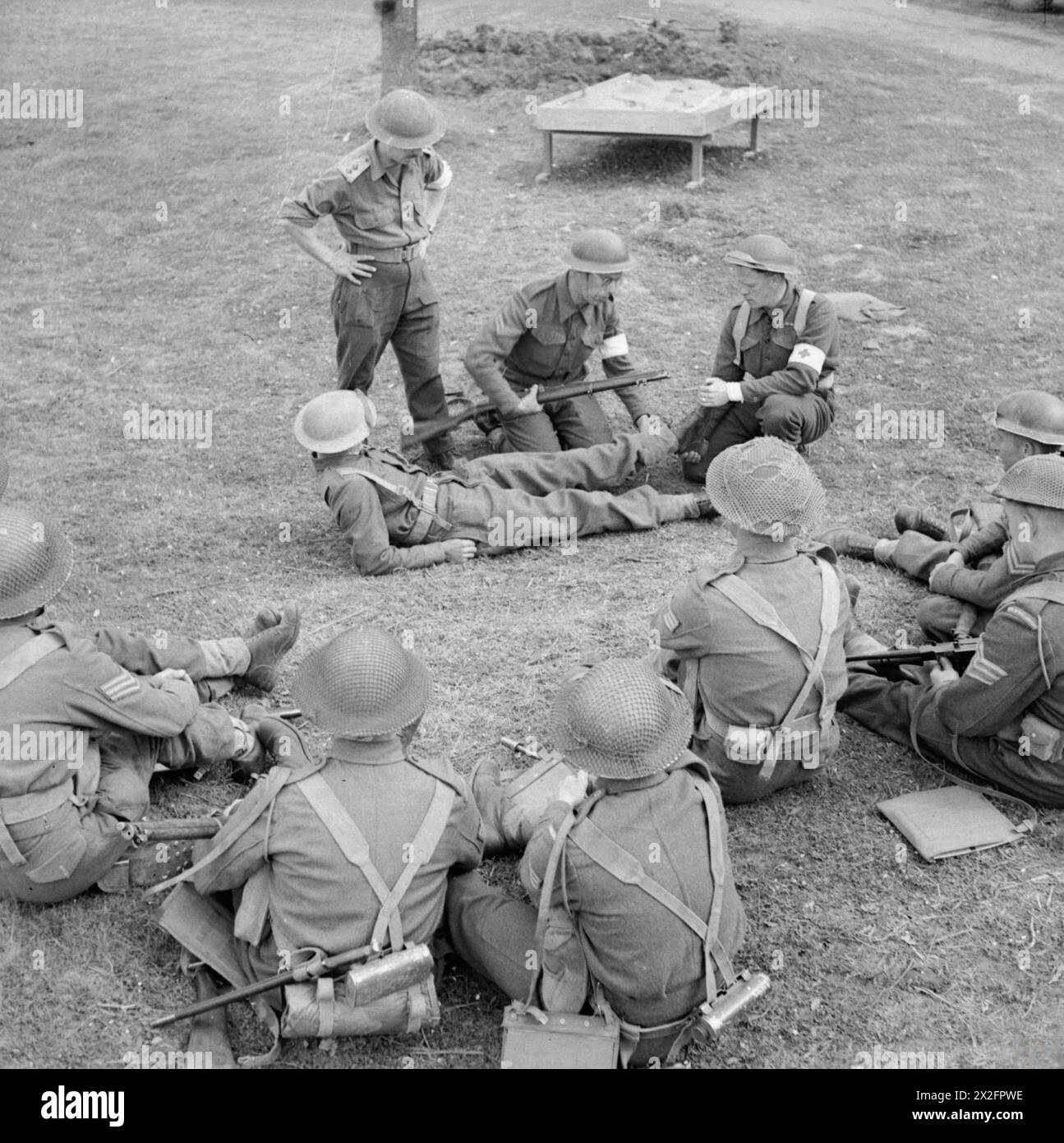 Broken rifle hi-res stock photography and images - Alamy