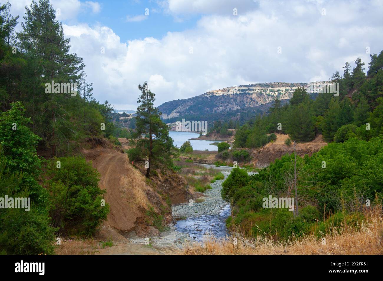 Kouris dam with reservoir Troodos Mountains, Cyprus Stock Photo - Alamy