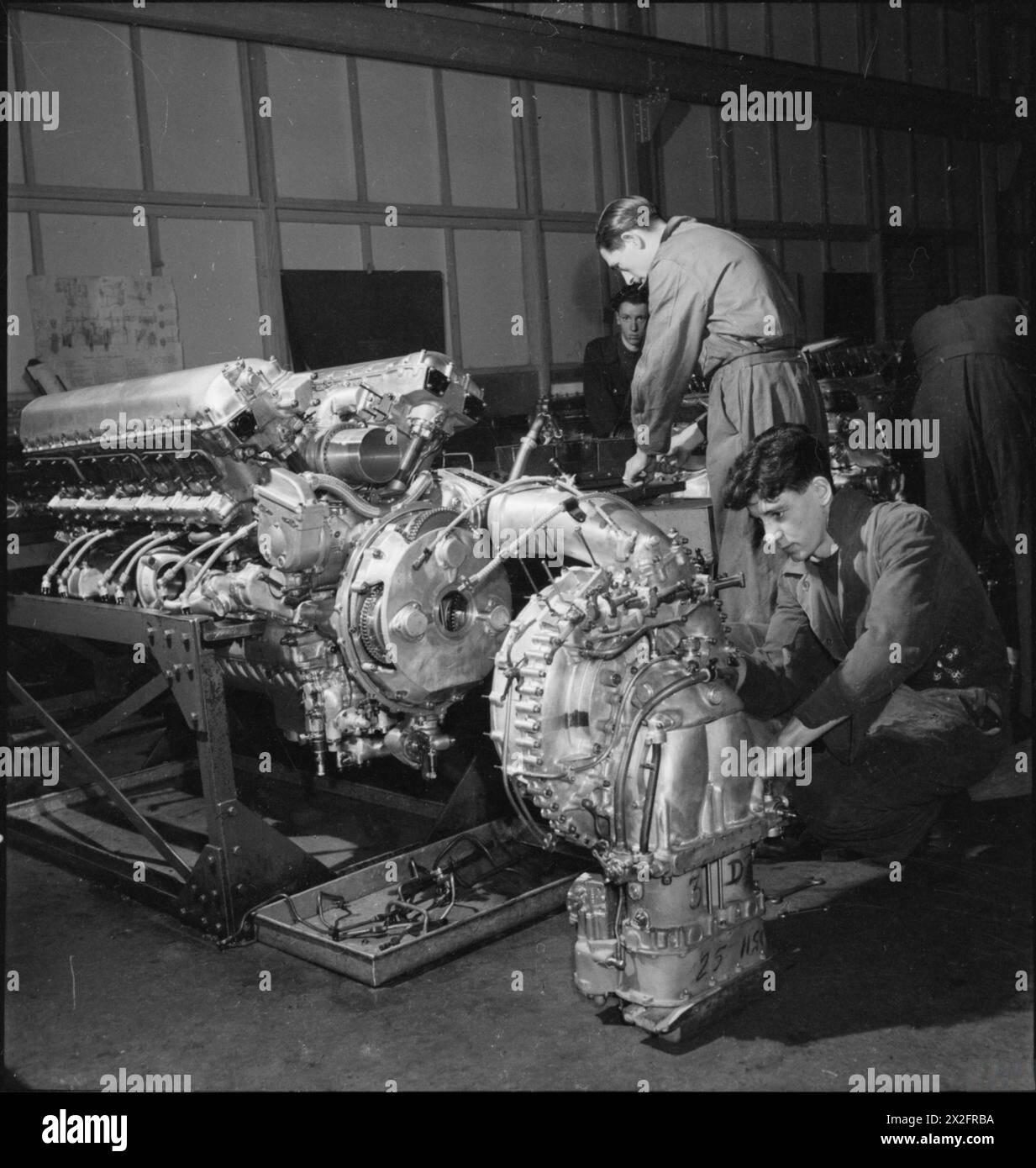 A MERLIN IS MADE: THE PRODUCTION OF MERLIN ENGINES AT A ROLLS ROYCE ...