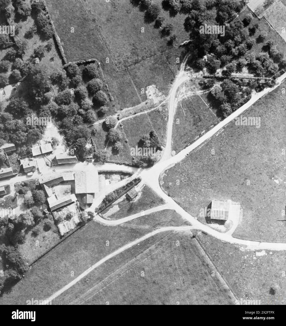 ROYAL AIR FORCE: OPERATIONS BY THE PHOTOGRAPHIC RECONNAISSANCE UNITS ...