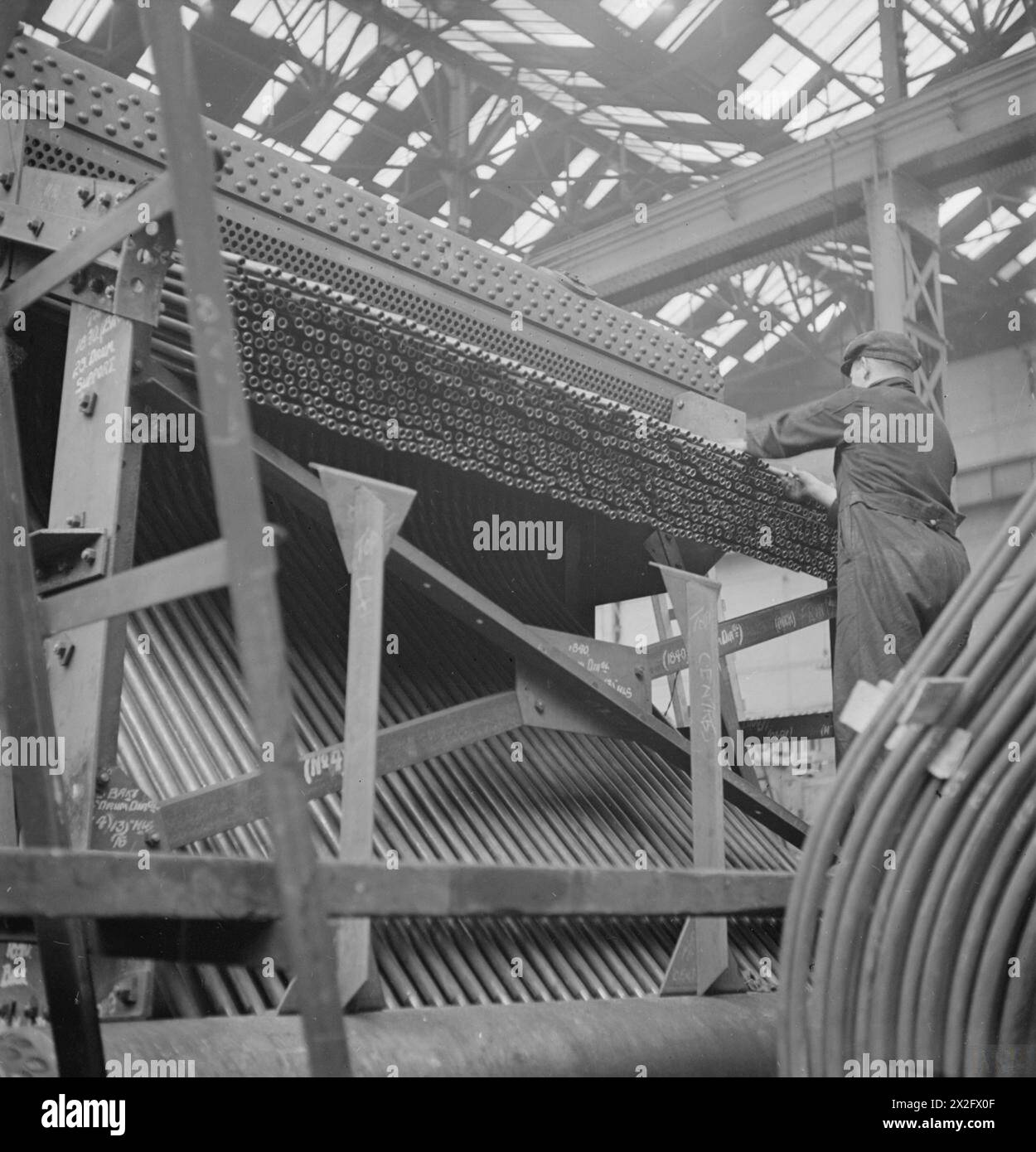 Ships boiler hi-res stock photography and images - Alamy