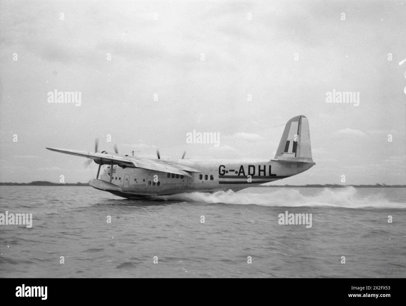 BRITISH OVERSEAS AIRWAYS CORPORATION AND QANTAS, 1940-1945. - Short S ...