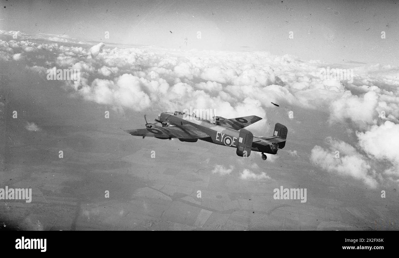 AIRCRAFT OF THE ROYAL AIR FORCE 1939-1945: HANDLEY PAGE HP.57 HALIFAX ...