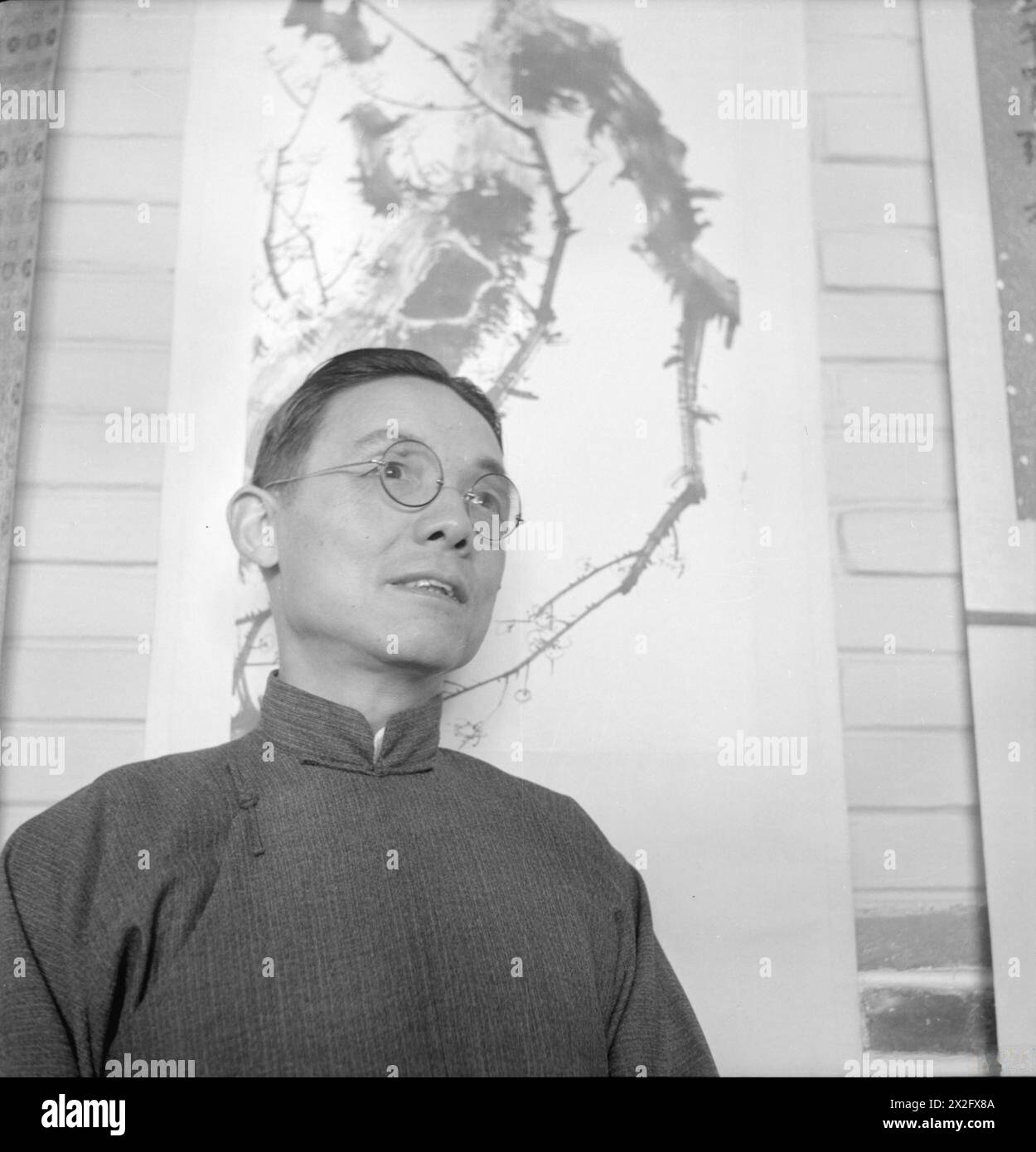 CECIL BEATON PHOTOGRAPH TAKEN DURING A TOUR OF INDIA, BURMA AND CHINA 1943-1944 - A black and ...