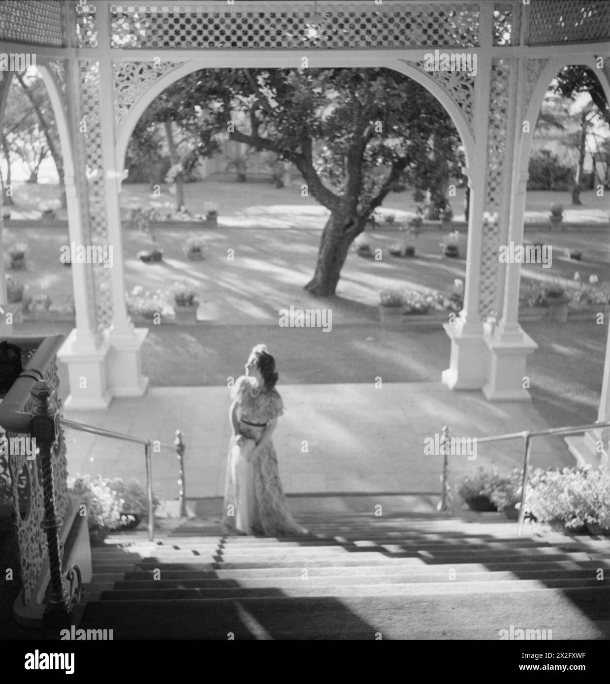 CECIL BEATON IN INDIA, BURMA, AND CHINA DECEMBER 1943-AUGUST 1944 ...