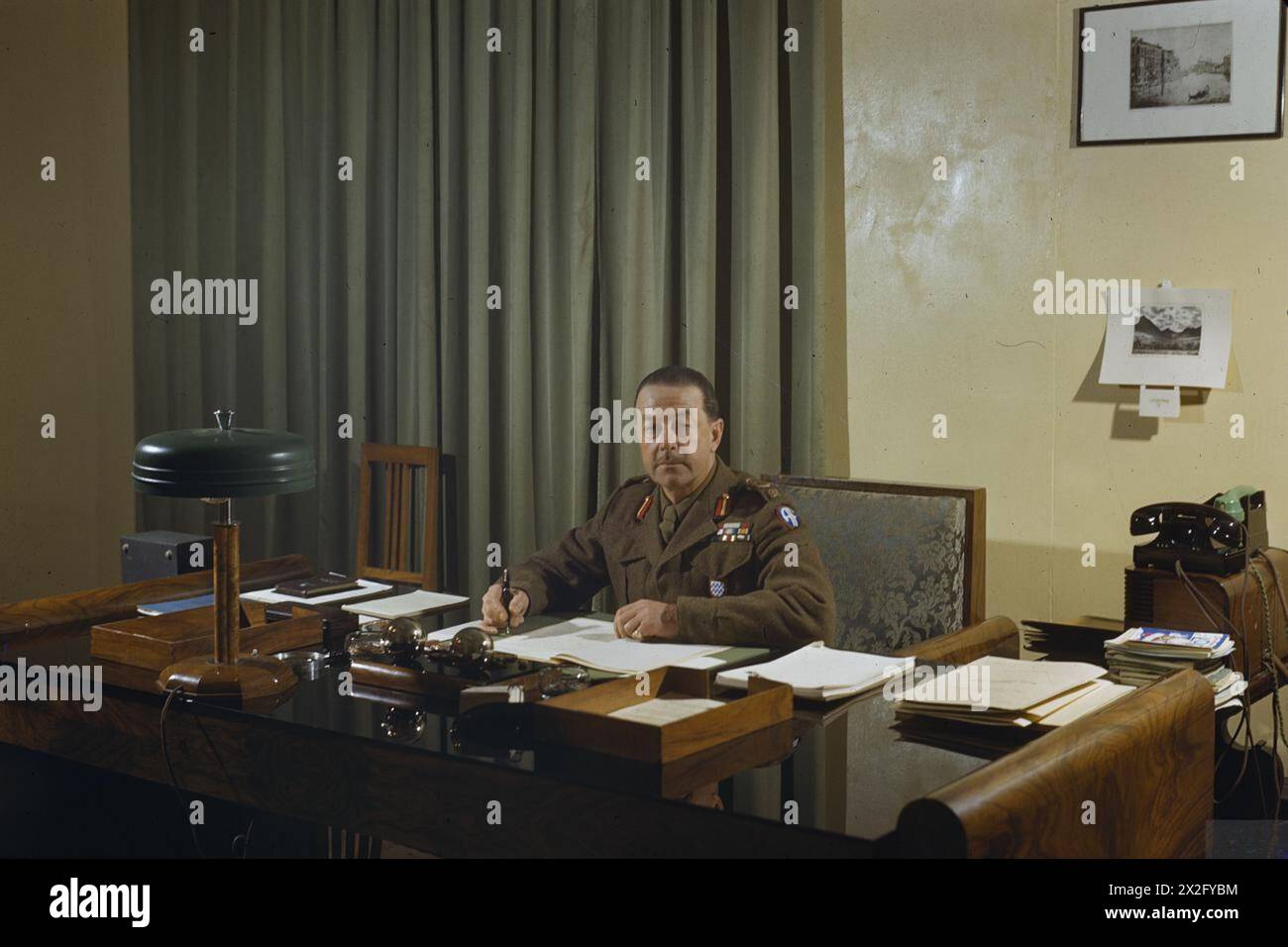 THE SECOND WORLD WAR: PERSONALITIES - Field Marshal Sir Harold ...