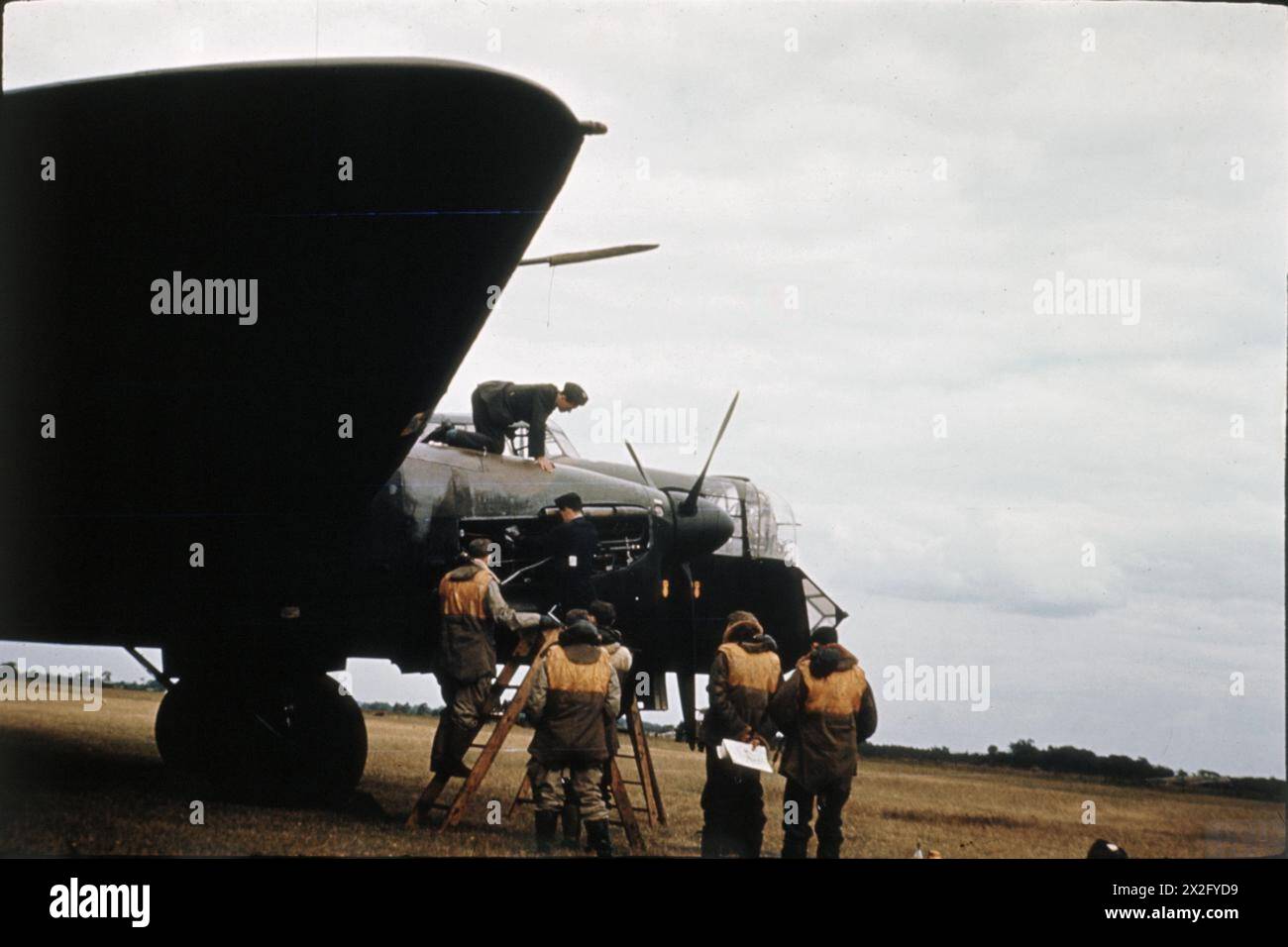 THE ROYAL AIR FORCE IN BRITAIN, JULY 1941 - A crew of No 78 Squadron ...