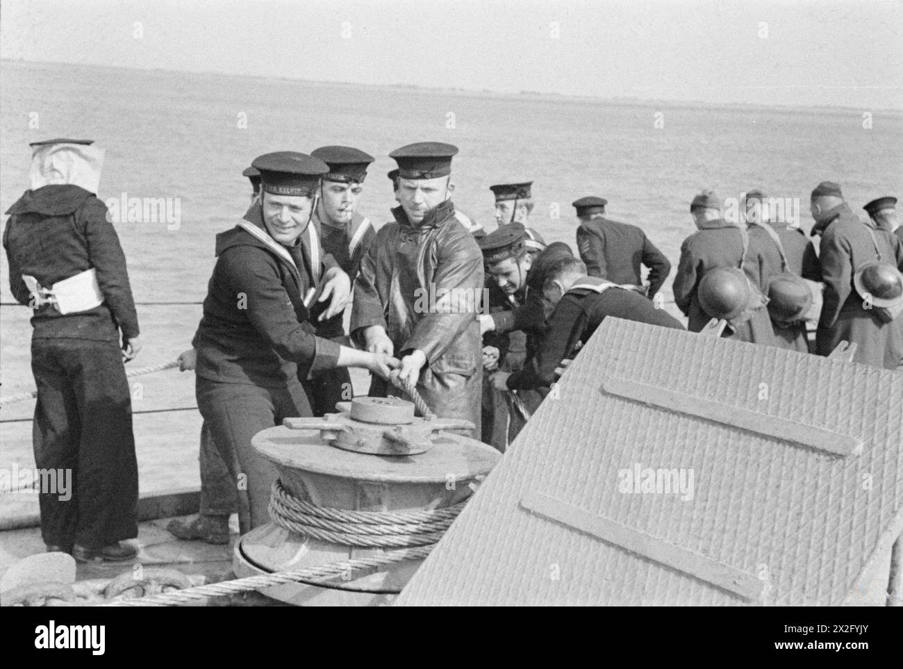 DESTROYERS AT SEA AND AT EXERCISE. AUGUST 1940, ON BOARD HMS KELVIN ...