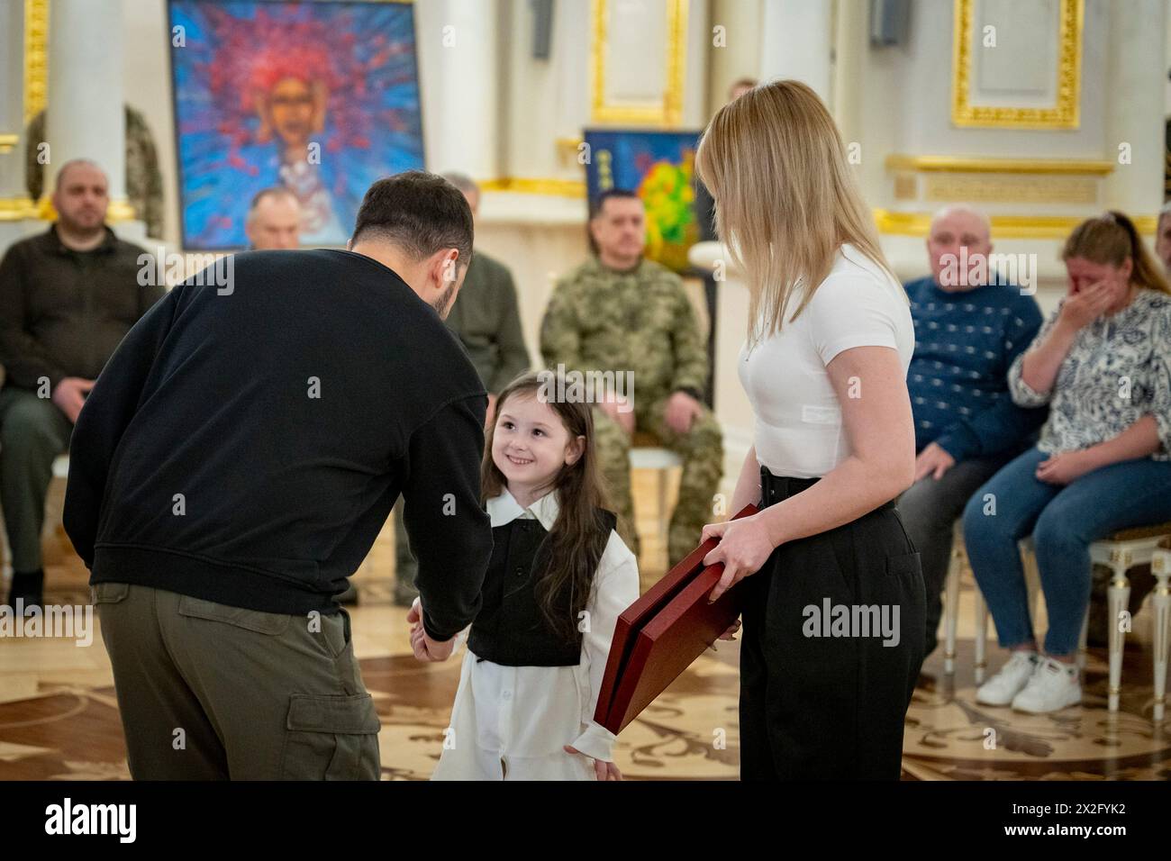 Volodymyr zelensky wife family hi-res stock photography and images - Alamy