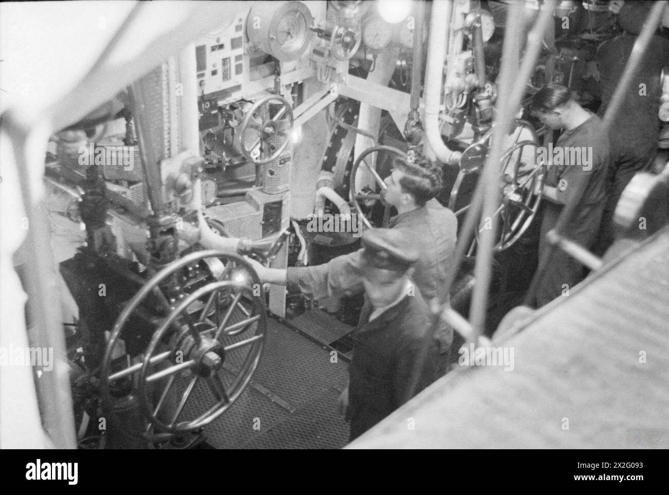 ON BOARD A DESTROYER. AUGUST 1940, ON BOARD THE BRITISH DESTROYER HMS ...