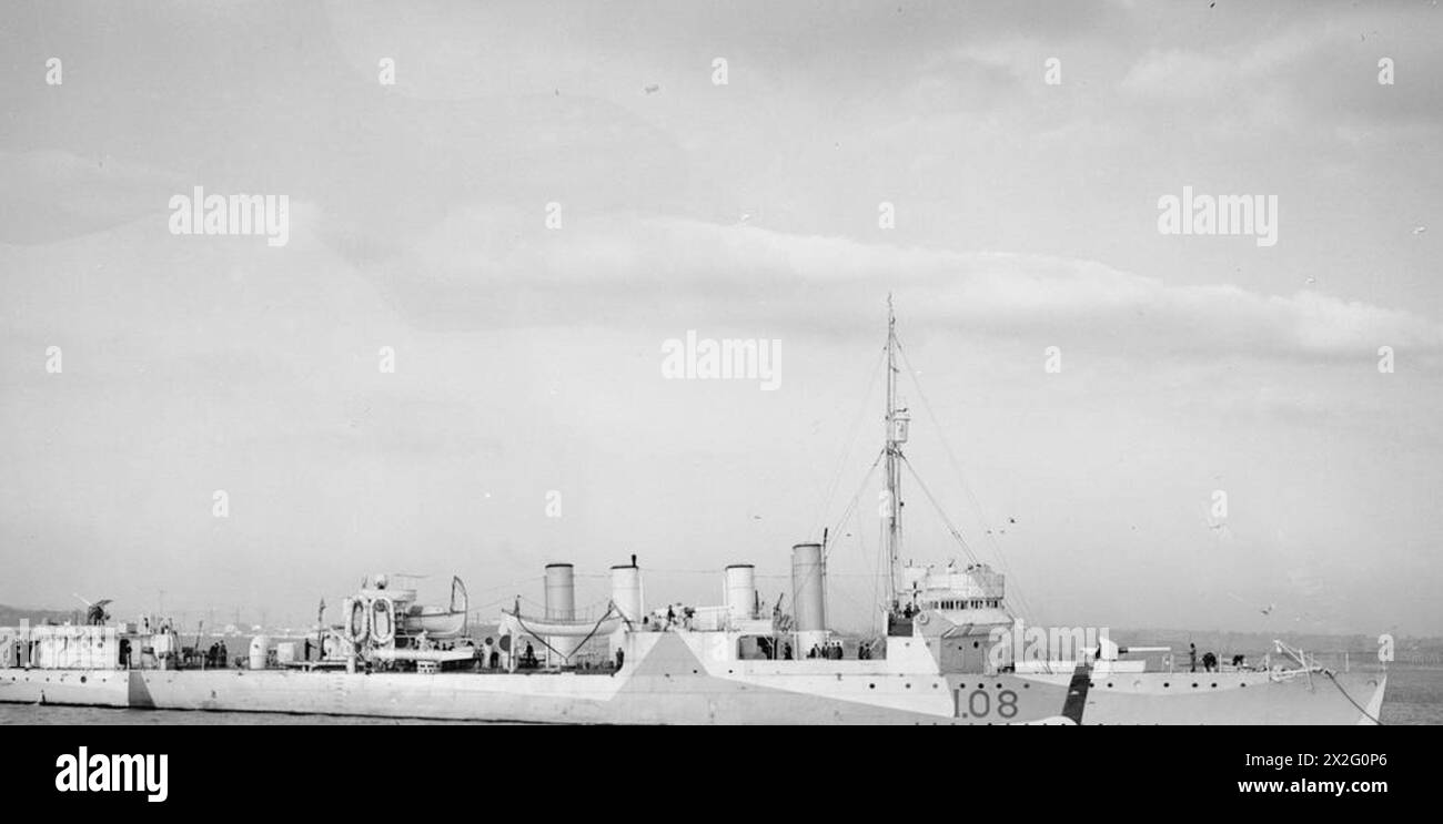 HMS BRIGHTON, BRITISH TOWN CLASS DESTROYER. 1940. SHE IS AN EX-USA ...