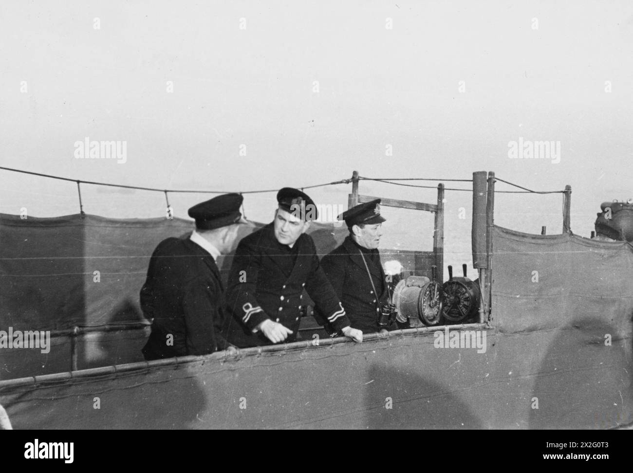 HMS ROYAL EAGLE. 1940, THE FORMER THAMES PADDLE STEAMER WHICH RAN DAILY ...