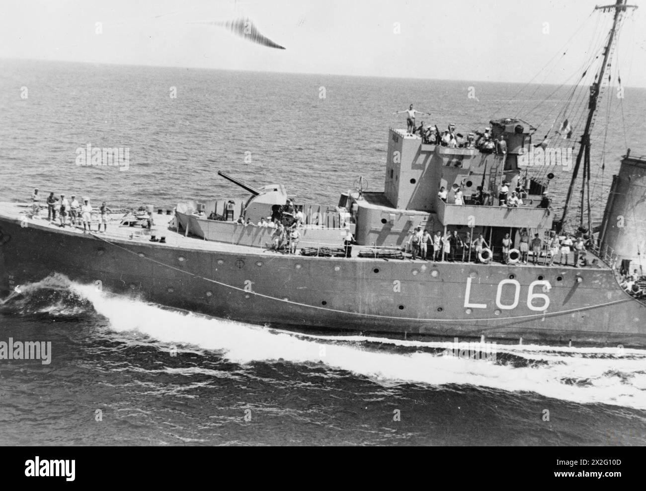 ON BOARD THE CRUISER HMS MANCHESTER ON CONVOY DUTY. 23 TO 25 JULY 1941 ...