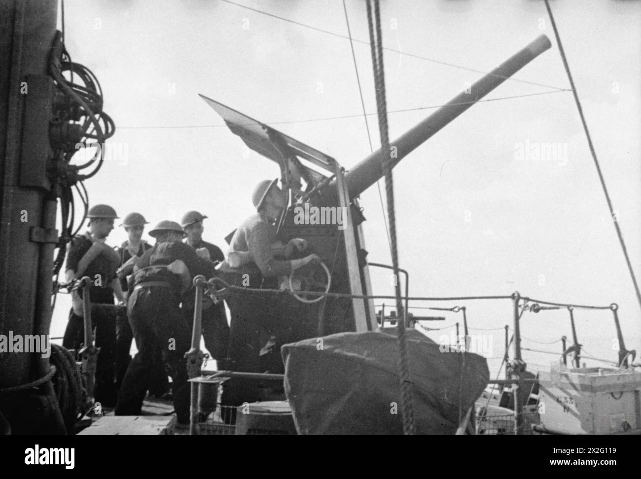 Trawler minesweeper hi-res stock photography and images - Alamy
