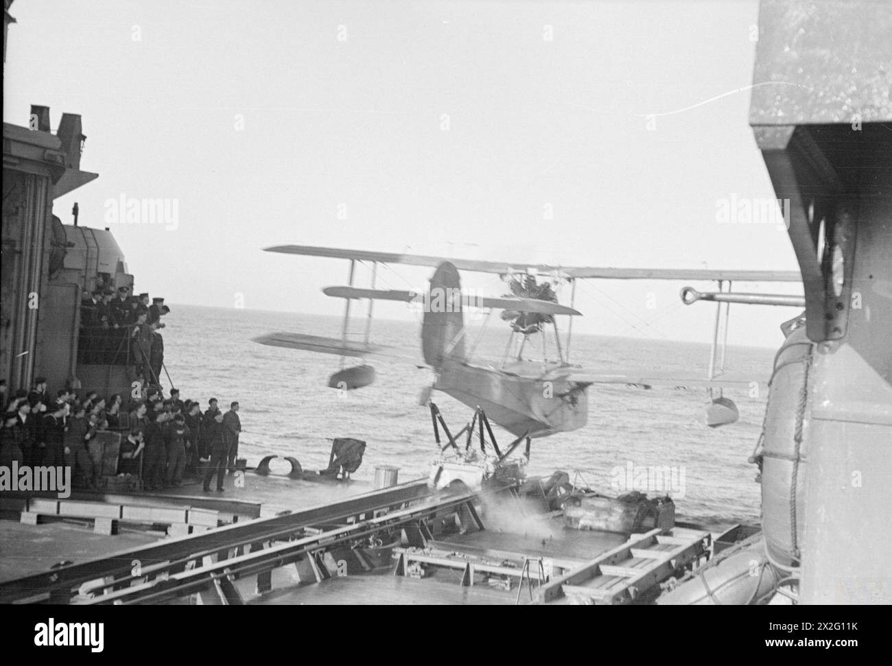 ON BOARD THE BATTLESHIP HMS KING GEORGE V. MARCH 1941, AT SEA ...
