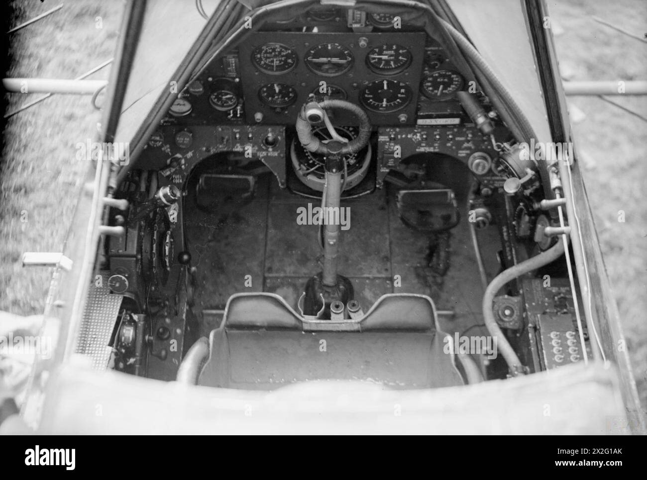 COCKPITS OF FLEET AIR ARM AIRCRAFT. SEPTEMBER 1943, ARBROATH. - The ...