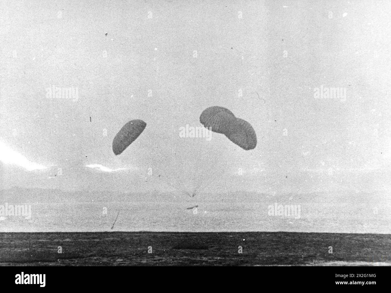 AIR-SEA RESCUE DROPS OF AIRBORNE LIFE BOAT. 1944-1945 (?). - The ...