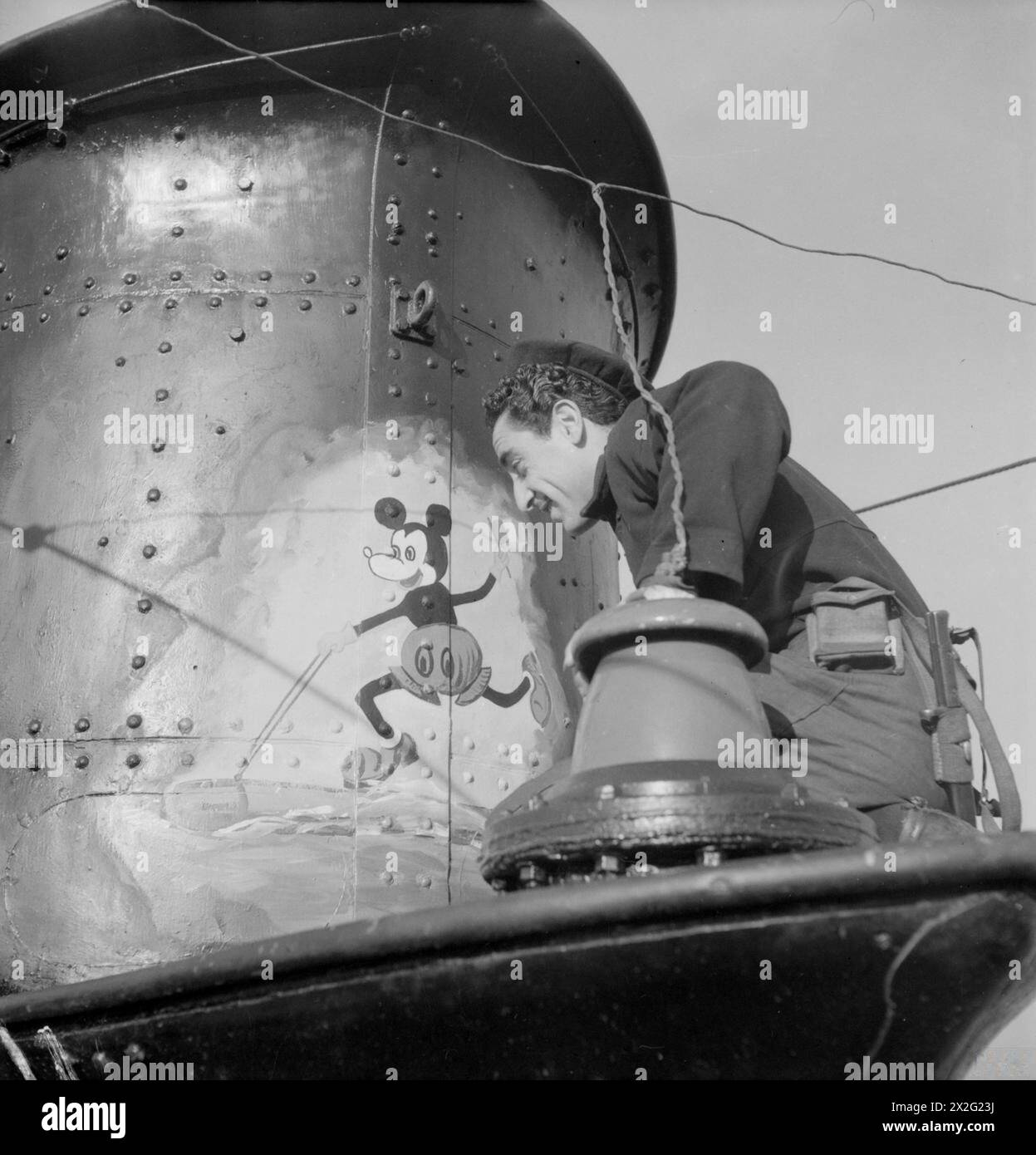 ITALIAN SUBMARINES SERVING WITH THE ALLIES. 28 NOVEMBER 1944, TARANTO ...