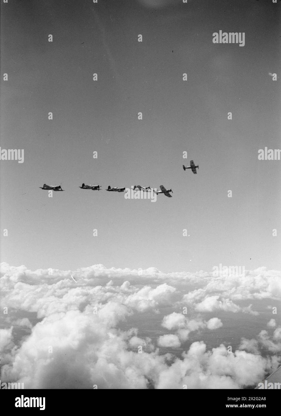 THE ROYAL NAVY DURING THE SECOND WORLD WAR - Six Chance-Vought Corsairs ...