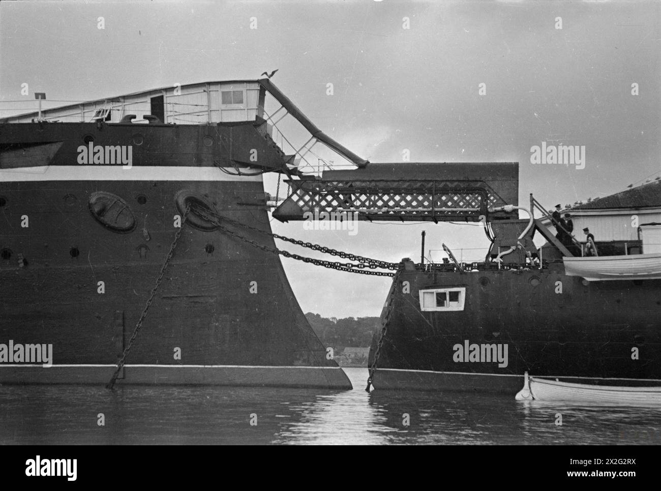 HMS DEFIANCE, TRAINING ESTABLISHMENT. SEPTEMBER 1940, HMS DEFIANCE ...