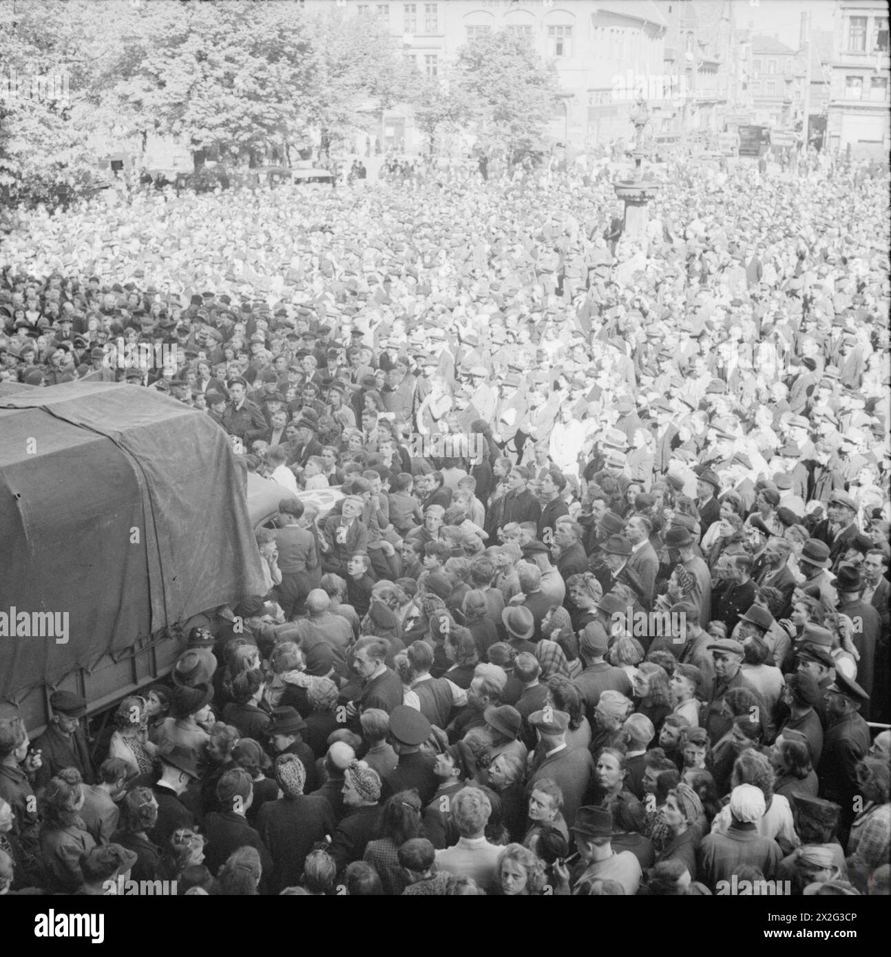 German surrender 1945 hi-res stock photography and images - Alamy