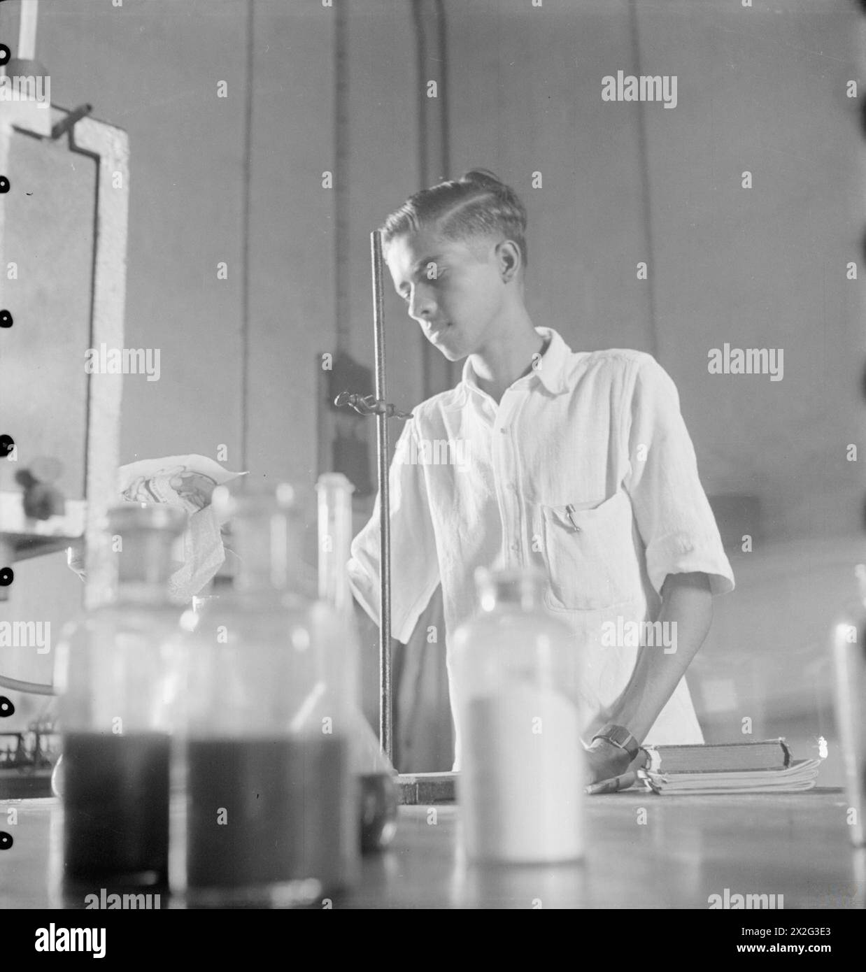 CECIL BEATON IN INDIA, BURMA, AND CHINA DECEMBER 1943-AUGUST 1944 ...