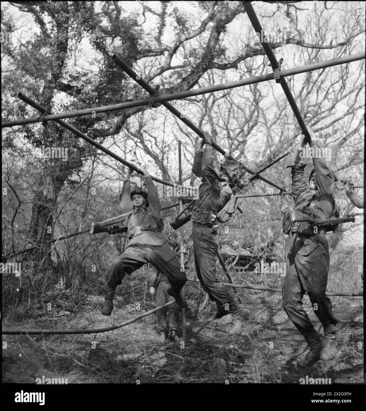 US RANGER GOES TO BRITISH BATTLE SCHOOL: AMERICANS TRAIN FOR BATTLE IN ...