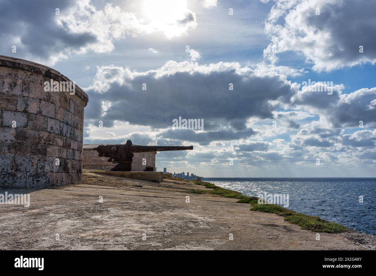 colonial cannon in fortified wall of el morro Stock Photo - Alamy