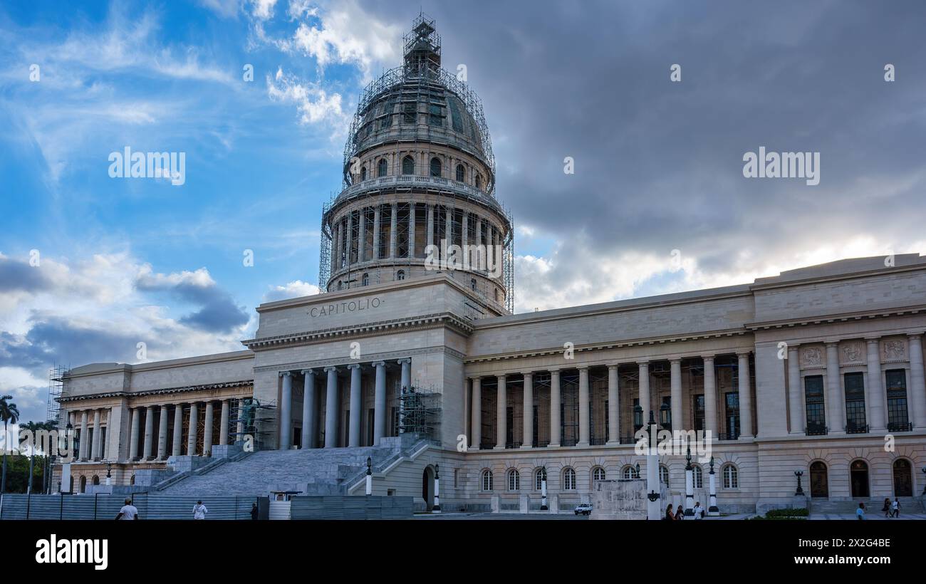 el capitolio building in revitalization, reconstructon or repairs Stock ...