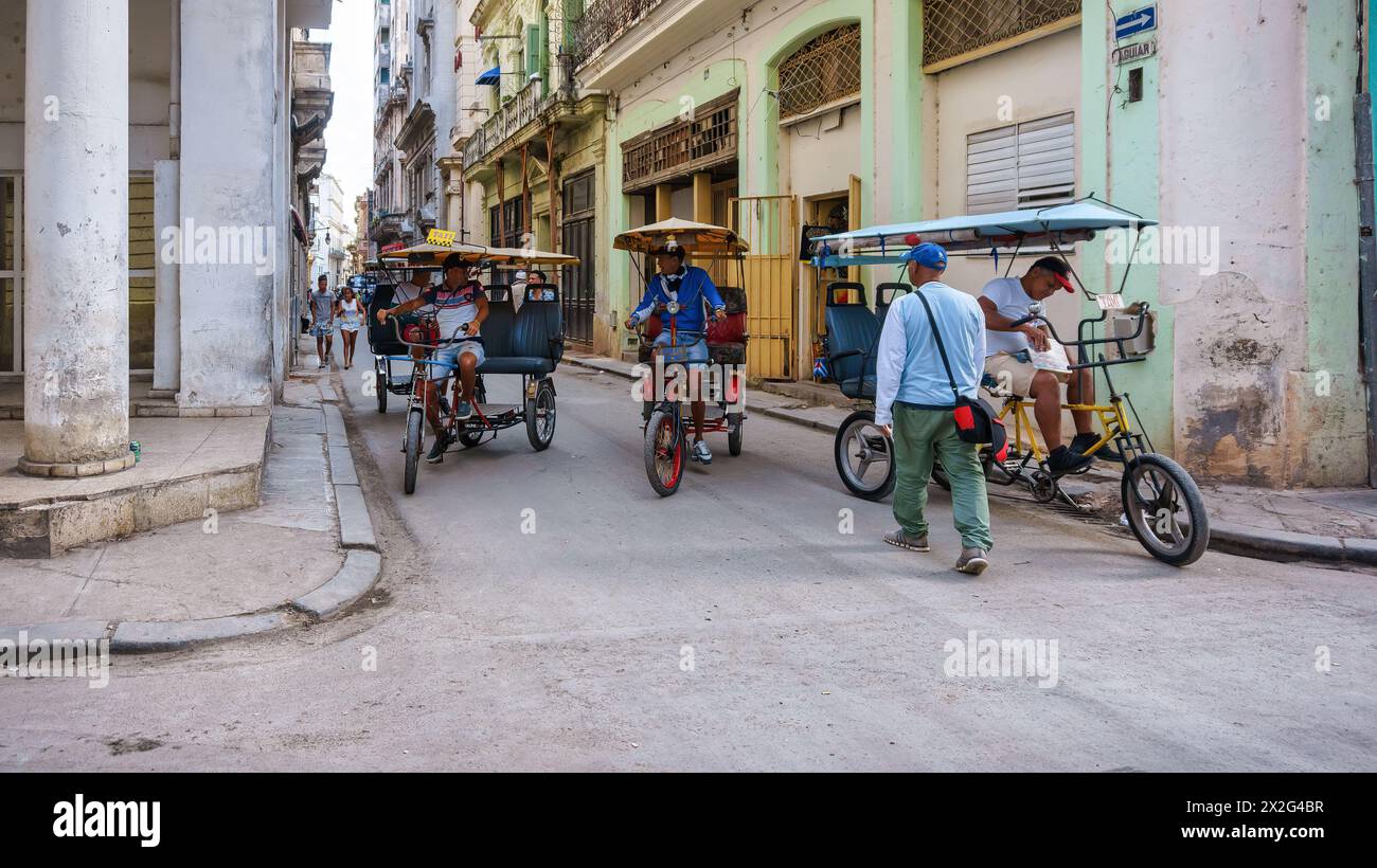 Cuban self employment hi-res stock photography and images - Alamy