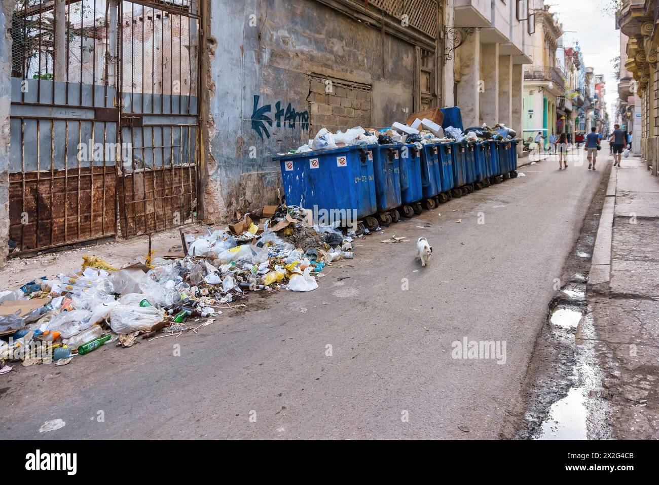 Havana city street hi-res stock photography and images - Alamy