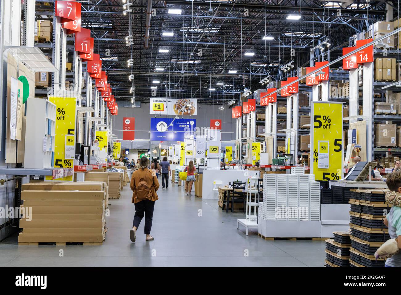 Customers shopping in the warehouse section of IKEA home store Stock ...