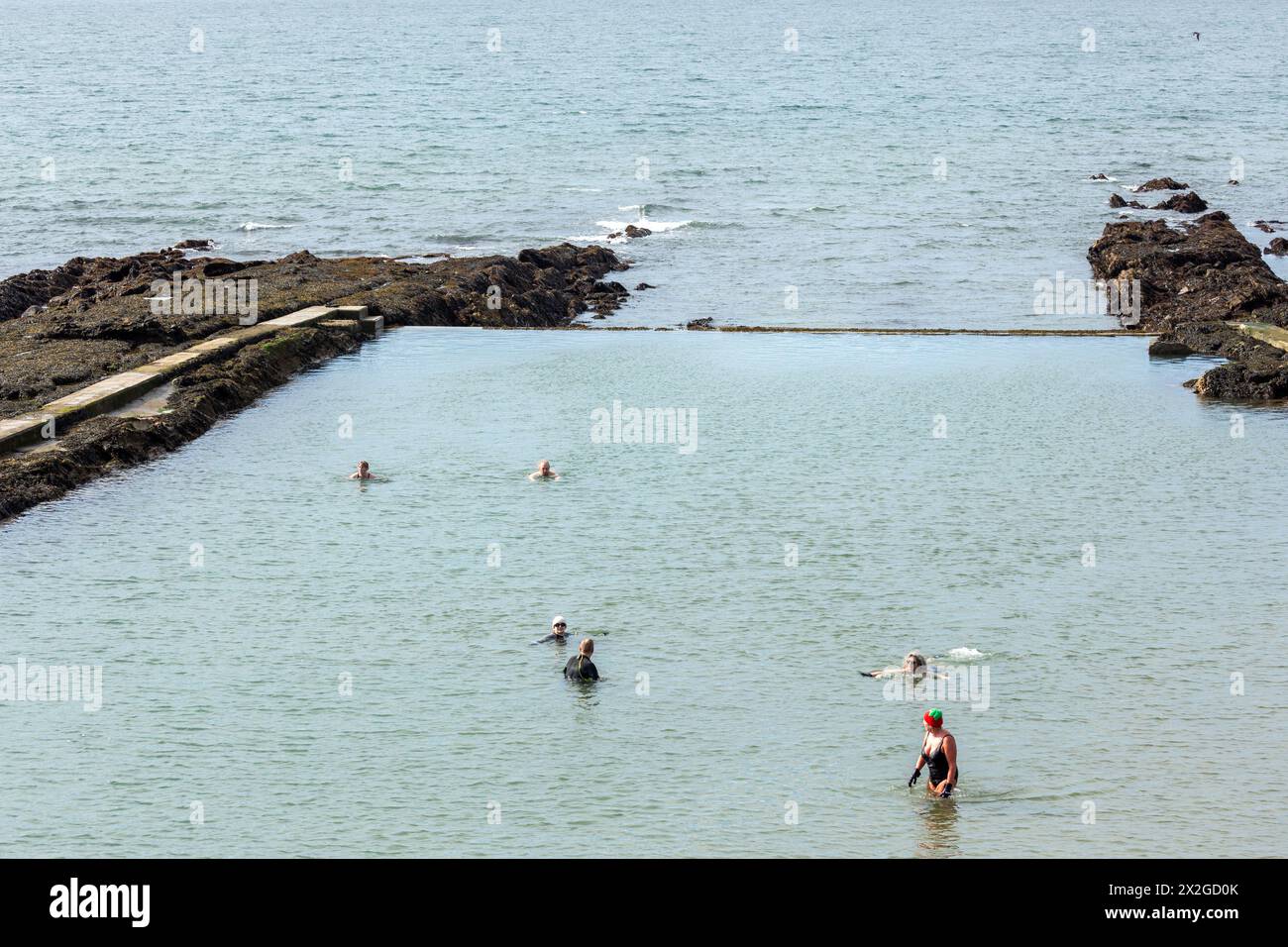 Tidal swimming pool hi-res stock photography and images - Alamy