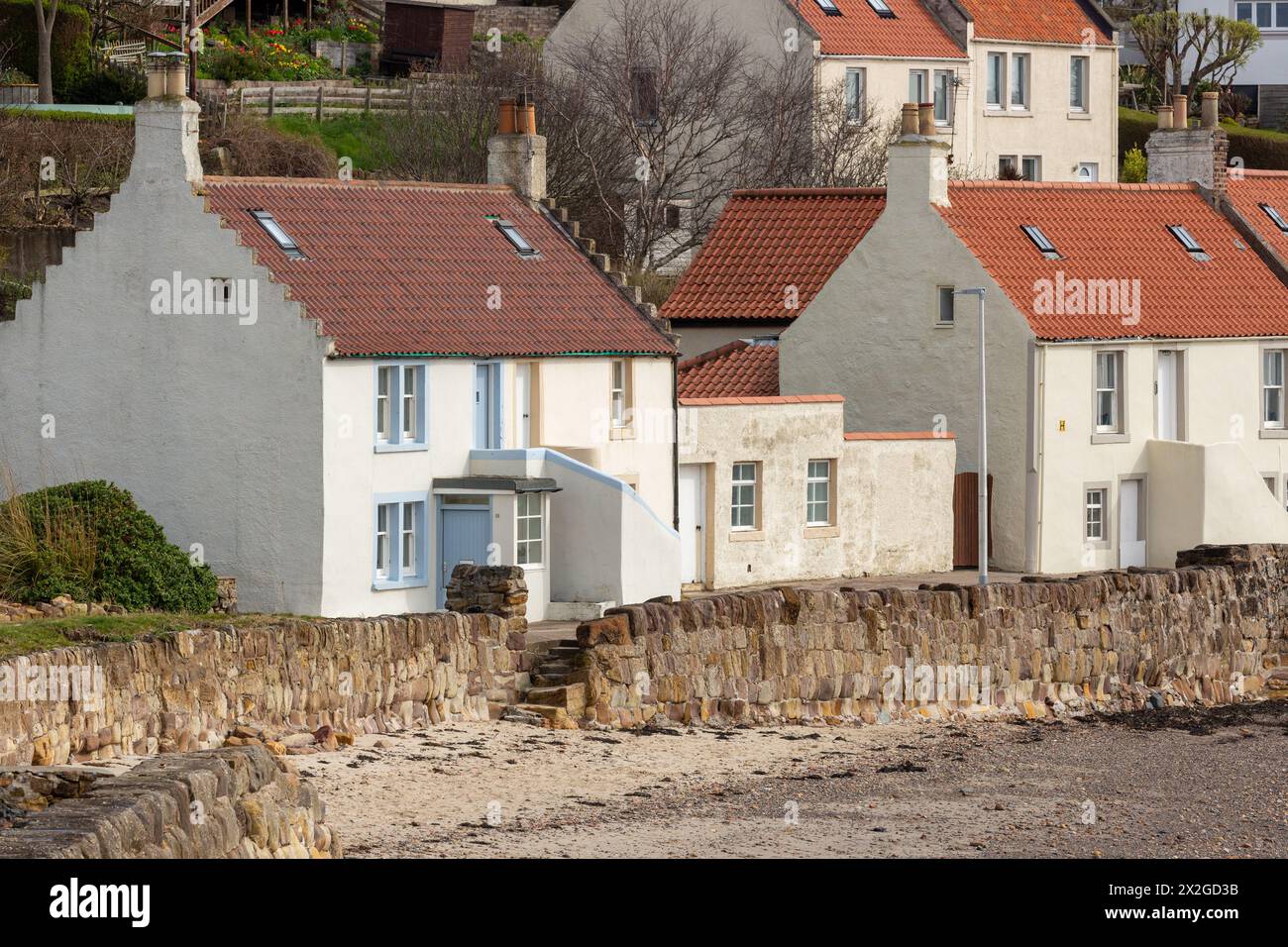 Seafront houses in the Fife coastal village of Pittenweem, Scotland ...